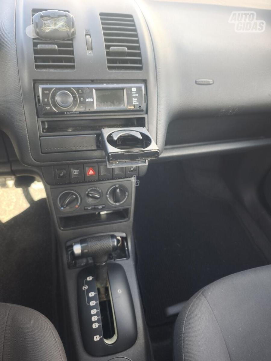 Volkswagen Lupo 1999 in Taurage, with an engine capacity of 1.40 L and mileage of 257 thousand km for 550 €, photo 12 on AUTOMOTO.COM.LV
