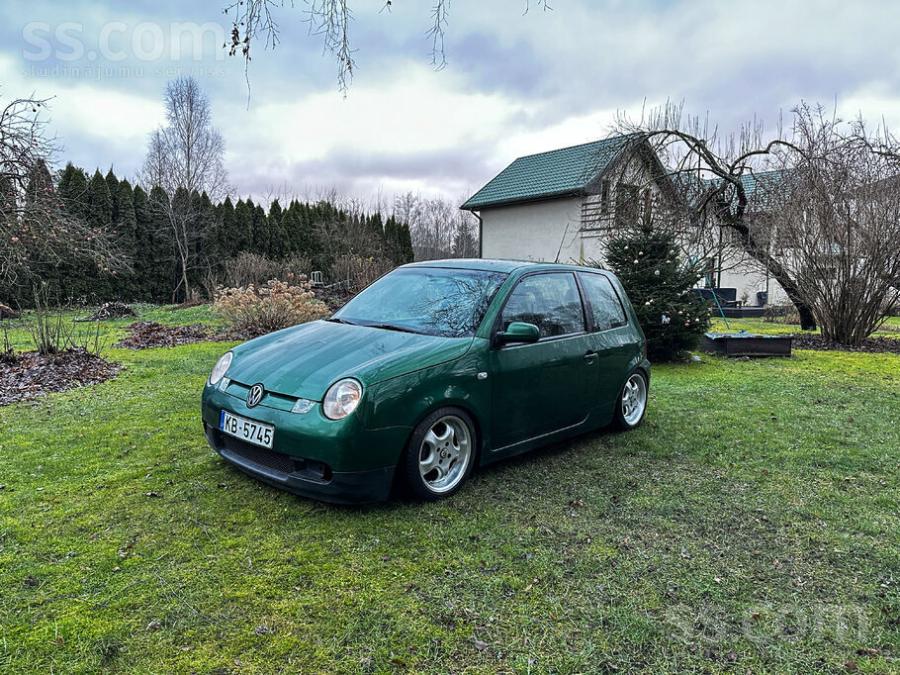 Zaļš Volkswagen Lupo 2000 Rīga, ar dzinēja tilpumu 1.20 L un nobraukumu 289 tūkst. km par 1500 €, foto 1 vietnē AUTOMOTO.COM.LV