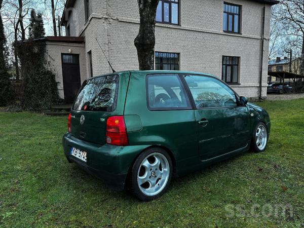 Green Volkswagen Lupo 2000 in Riga, with an engine capacity of 1.20 L and mileage of 289 thousand km for 1500 €, photo 3 on AUTOMOTO.COM.LV