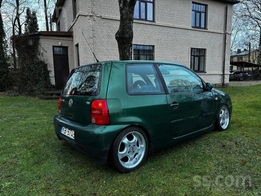 Zaļš Volkswagen Lupo 2000 Rīga, ar dzinēja tilpumu 1.20 L un nobraukumu 289 tūkst. km par 1500 €, foto 3 vietnē AUTOMOTO.COM.LV