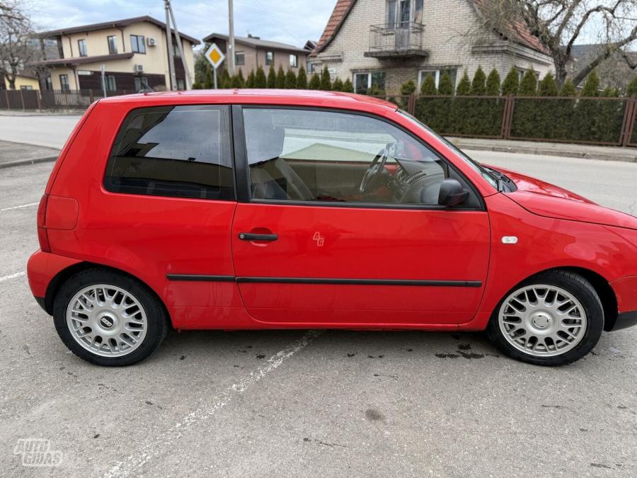 Sarkans Volkswagen Lupo 2000 Kauņa, ar dzinēja tilpumu 1.00 L un nobraukumu 208 tūkst. km par 1250 €, foto 6 vietnē AUTOMOTO.COM.LV