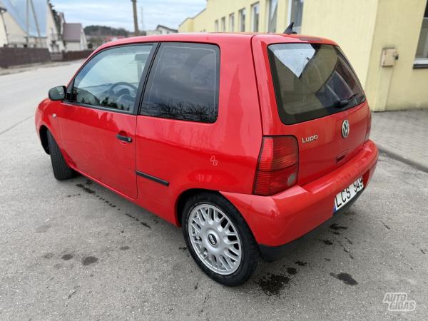 Sarkans Volkswagen Lupo 2000 Kauņa, ar dzinēja tilpumu 1.00 L un nobraukumu 208 tūkst. km par 1250 €, foto 9 vietnē AUTOMOTO.COM.LV