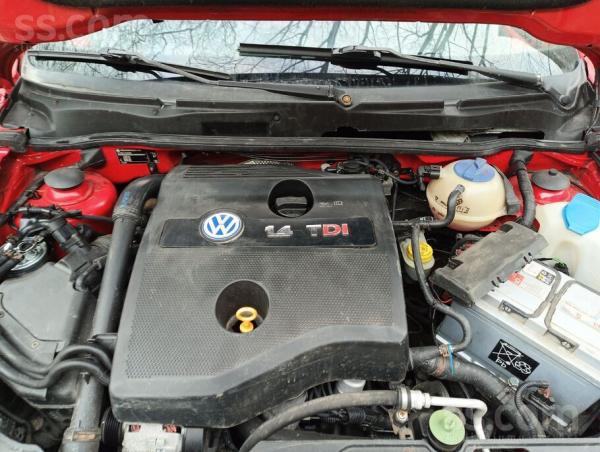 Red Volkswagen Lupo 2000 in Riga, with an engine capacity of 1.40 L and mileage of 392 thousand km for 950 €, photo 6 on AUTOMOTO.COM.LV