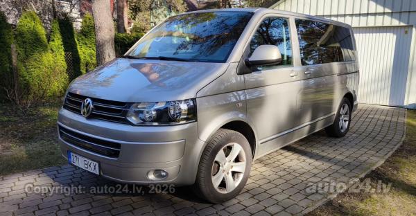Smilšu krāsa Volkswagen Multivan 2014 Tallina, ar dzinēja tilpumu 2.00 L un nobraukumu 245 tūkst. km par 17500 €, foto 1 vietnē AUTOMOTO.COM.LV