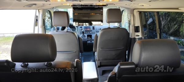 Smilšu krāsa Volkswagen Multivan 2014 Tallina, ar dzinēja tilpumu 2.00 L un nobraukumu 245 tūkst. km par 17500 €, foto 9 vietnē AUTOMOTO.COM.LV