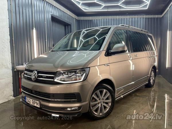 Smilšu krāsa Volkswagen Multivan 2015 Tallina, ar dzinēja tilpumu 2.00 L un nobraukumu 226 tūkst. km par 26999 €, foto 1 vietnē AUTOMOTO.COM.LV