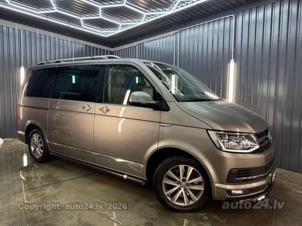 Smilšu krāsa Volkswagen Multivan 2015 Tallina, ar dzinēja tilpumu 2.00 L un nobraukumu 226 tūkst. km par 26999 €, foto 3 vietnē AUTOMOTO.COM.LV