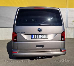 Smilšu krāsa Volkswagen Multivan 2022 Tallina, ar dzinēja tilpumu 2.00 L un nobraukumu 91 tūkst. km par 40500 €, foto 4 vietnē AUTOMOTO.COM.LV