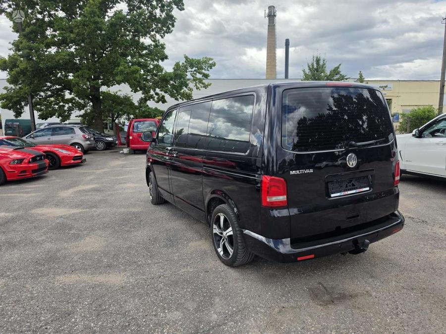 Melns Volkswagen Multivan 2009 Kėdainiai, ar dzinēja tilpumu 2.00 L un nobraukumu 309 tūkst. km par 12999 €, foto 5 vietnē AUTOMOTO.COM.LV
