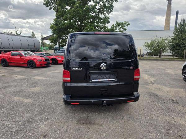 Melns Volkswagen Multivan 2009 Kėdainiai, ar dzinēja tilpumu 2.00 L un nobraukumu 309 tūkst. km par 12999 €, foto 6 vietnē AUTOMOTO.COM.LV