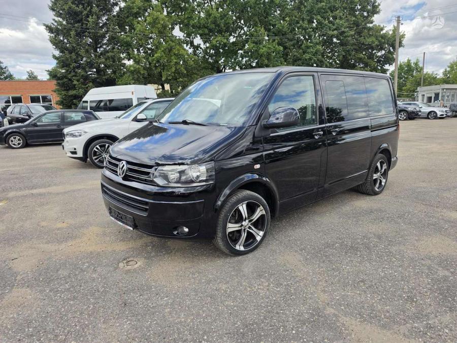 Melns Volkswagen Multivan 2009 Kėdainiai, ar dzinēja tilpumu 2.00 L un nobraukumu 309 tūkst. km par 12999 €, foto 9 vietnē AUTOMOTO.COM.LV