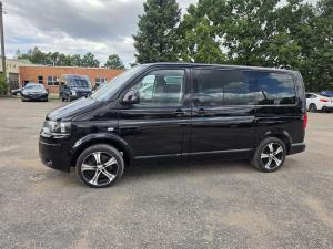 Melns Volkswagen Multivan 2009 Kėdainiai, ar dzinēja tilpumu 2.00 L un nobraukumu 309 tūkst. km par 12999 €, foto 10 vietnē AUTOMOTO.COM.LV