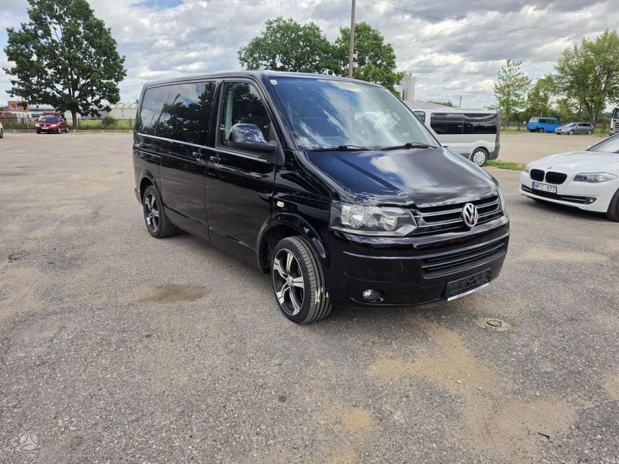 Melns Volkswagen Multivan 2009 Kėdainiai, ar dzinēja tilpumu 2.00 L un nobraukumu 309 tūkst. km par 12999 €, foto 12 vietnē AUTOMOTO.COM.LV