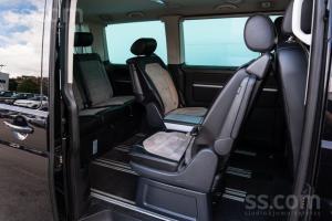 Black Volkswagen Multivan 2018 in Riga, with an engine capacity of 2.00 L and mileage of 212 thousand km for 27950 €, photo 10 on AUTOMOTO.COM.LV