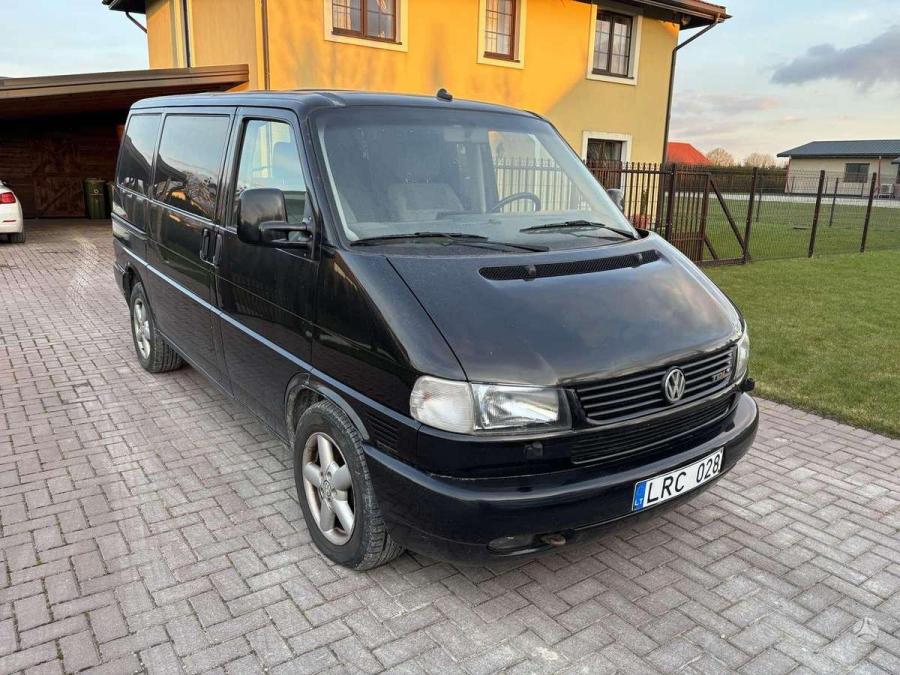 Черный Фольксваген Мультиван 1999 в Каунас, объемом двигателя 2.50 л и пробегом 350 тыс. км за 6300 €, фото 3 на AUTOMOTO.COM.LV