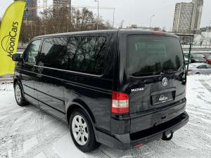 Melns Volkswagen Multivan 2005 Viļņa, ar dzinēja tilpumu 2.46 L un nobraukumu 281 tūkst. km par 6000 €, foto 9 vietnē AUTOMOTO.COM.LV