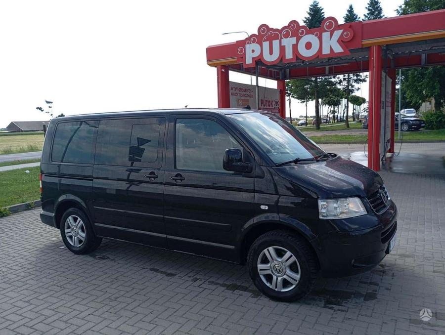 Melns Volkswagen Multivan 2005 Šakiai, ar dzinēja tilpumu 2.46 L un nobraukumu 284 tūkst. km par 7900 €, foto 6 vietnē AUTOMOTO.COM.LV