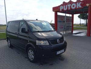 Melns Volkswagen Multivan 2005 Šakiai, ar dzinēja tilpumu 2.46 L un nobraukumu 284 tūkst. km par 7900 €, foto 15 vietnē AUTOMOTO.COM.LV