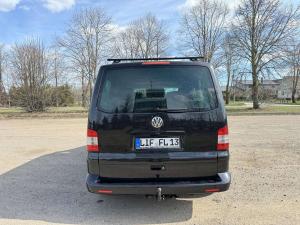 Black Volkswagen Multivan 2006 in Sakiai, with an engine capacity of 2.50 L and mileage of 525 thousand km for 6990 €, photo 4 on AUTOMOTO.COM.LV