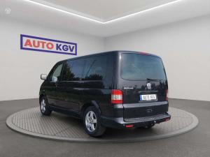 Black Volkswagen Multivan 2007 in Vilnius, with an engine capacity of 2.50 L and mileage of 553 thousand km for 7999 €, photo 4 on AUTOMOTO.COM.LV