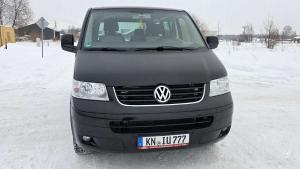 Black Volkswagen Multivan 2008 in Klaipeda, with an engine capacity of 2.50 L and mileage of 278 thousand km for 7690 €, photo 11 on AUTOMOTO.COM.LV