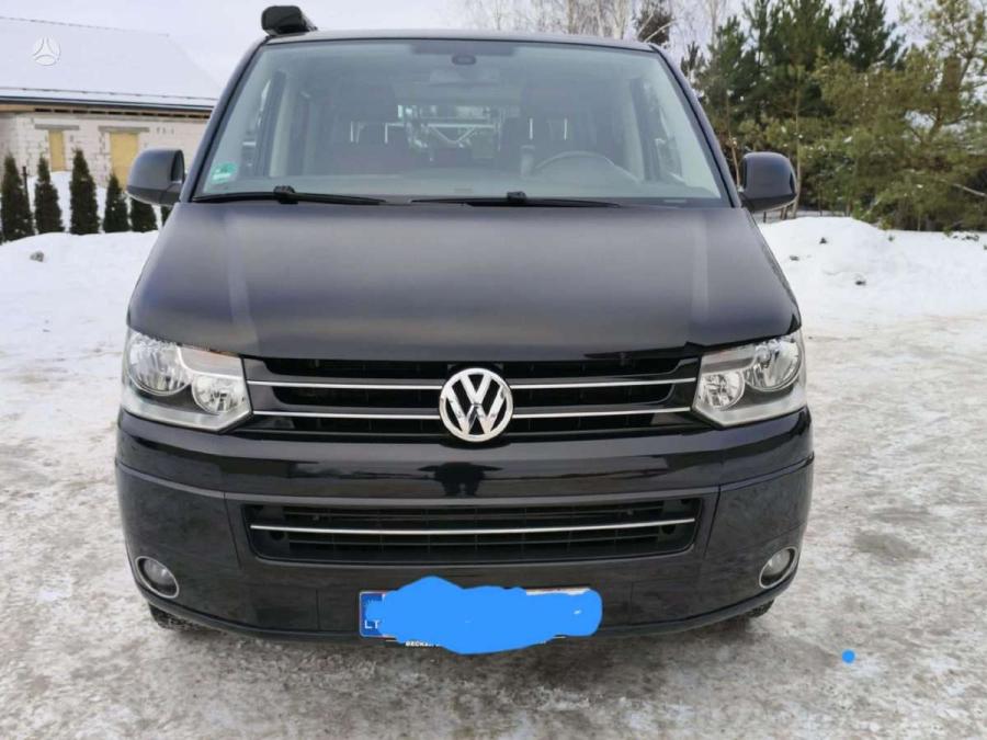 Black Volkswagen Multivan 2010 in Kedainiai, with an engine capacity of 1.97 L and mileage of 266 thousand km for 15900 €, photo 4 on AUTOMOTO.COM.LV
