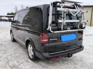 Black Volkswagen Multivan 2010 in Kedainiai, with an engine capacity of 1.97 L and mileage of 266 thousand km for 15900 €, photo 9 on AUTOMOTO.COM.LV
