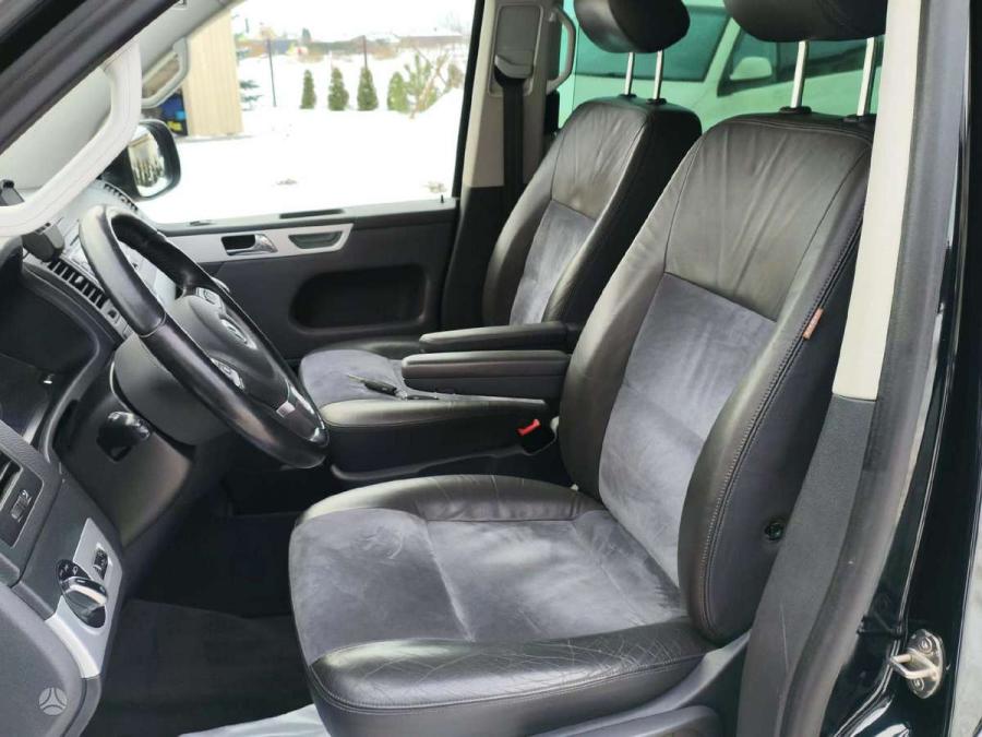 Black Volkswagen Multivan 2010 in Kedainiai, with an engine capacity of 1.97 L and mileage of 266 thousand km for 15900 €, photo 17 on AUTOMOTO.COM.LV