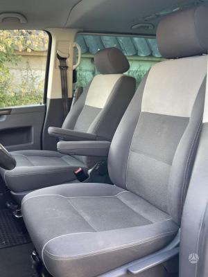 Black Volkswagen Multivan 2010 in Kaunas, with an engine capacity of 1.97 L and mileage of 276 thousand km for 9990 €, photo 14 on AUTOMOTO.COM.LV