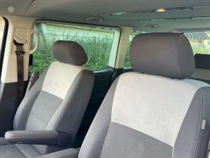 Black Volkswagen Multivan 2010 in Kaunas, with an engine capacity of 1.97 L and mileage of 276 thousand km for 9990 €, photo 15 on AUTOMOTO.COM.LV