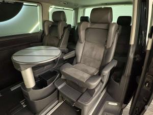 Black Volkswagen Multivan 2011 in Marijampole, with an engine capacity of 1.97 L and mileage of 213 thousand km for 14350 €, photo 6 on AUTOMOTO.COM.LV