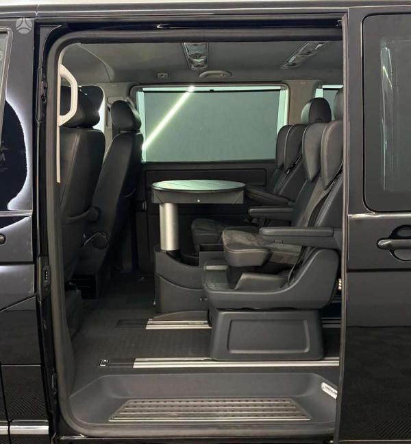 Melns Volkswagen Multivan 2011 Marijampole, ar dzinēja tilpumu 1.97 L un nobraukumu 213 tūkst. km par 14350 €, foto 6 vietnē AUTOMOTO.COM.LV
