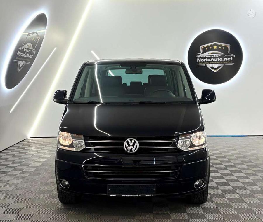 Black Volkswagen Multivan 2011 in Marijampole, with an engine capacity of 1.97 L and mileage of 213 thousand km for 14350 €, photo 28 on AUTOMOTO.COM.LV
