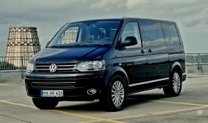 Black Volkswagen Multivan 2011 in Vilnius, with an engine capacity of 2.00 L and mileage of 199 thousand km for 14950 €, photo 10 on AUTOMOTO.COM.LV
