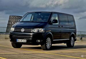 Black Volkswagen Multivan 2011 in Vilnius, with an engine capacity of 2.00 L and mileage of 199 thousand km for 14950 €, photo 18 on AUTOMOTO.COM.LV
