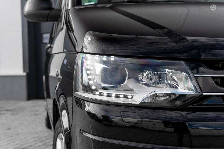 Melns Volkswagen Multivan 2012 Rīga, ar dzinēja tilpumu 2.00 L un nobraukumu 230 tūkst. km par 17999 €, foto 9 vietnē AUTOMOTO.COM.LV