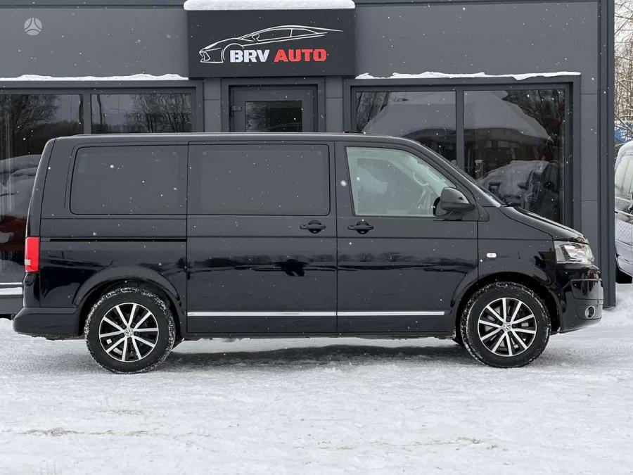 Melns Volkswagen Multivan 2013 Kėdainiai, ar dzinēja tilpumu 1.97 L un nobraukumu 281 tūkst. km par 17650 €, foto 6 vietnē AUTOMOTO.COM.LV