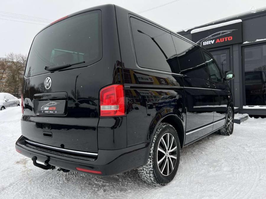 Melns Volkswagen Multivan 2013 Kėdainiai, ar dzinēja tilpumu 1.97 L un nobraukumu 281 tūkst. km par 17650 €, foto 18 vietnē AUTOMOTO.COM.LV