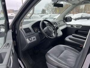 Melns Volkswagen Multivan 2013 Kėdainiai, ar dzinēja tilpumu 1.97 L un nobraukumu 281 tūkst. km par 17650 €, foto 19 vietnē AUTOMOTO.COM.LV