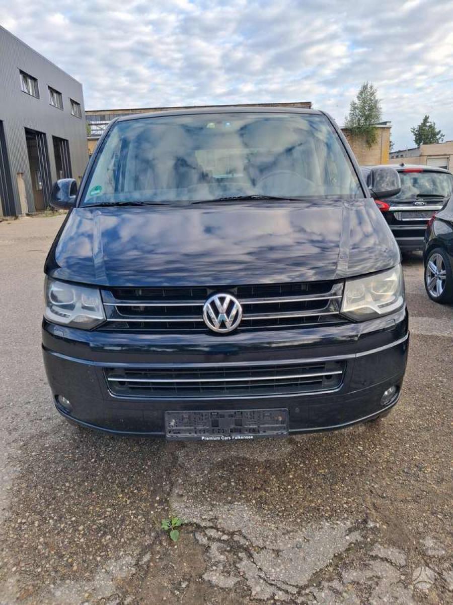 Melns Volkswagen Multivan 2013 Rokiškis, ar dzinēja tilpumu 2.00 L un nobraukumu 171 tūkst. km par 16600 €, foto 1 vietnē AUTOMOTO.COM.LV