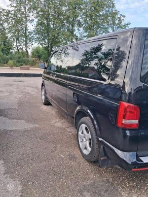 Melns Volkswagen Multivan 2013 Rokiškis, ar dzinēja tilpumu 2.00 L un nobraukumu 171 tūkst. km par 16600 €, foto 7 vietnē AUTOMOTO.COM.LV
