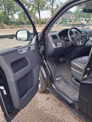 Melns Volkswagen Multivan 2013 Rokiškis, ar dzinēja tilpumu 2.00 L un nobraukumu 171 tūkst. km par 16600 €, foto 18 vietnē AUTOMOTO.COM.LV