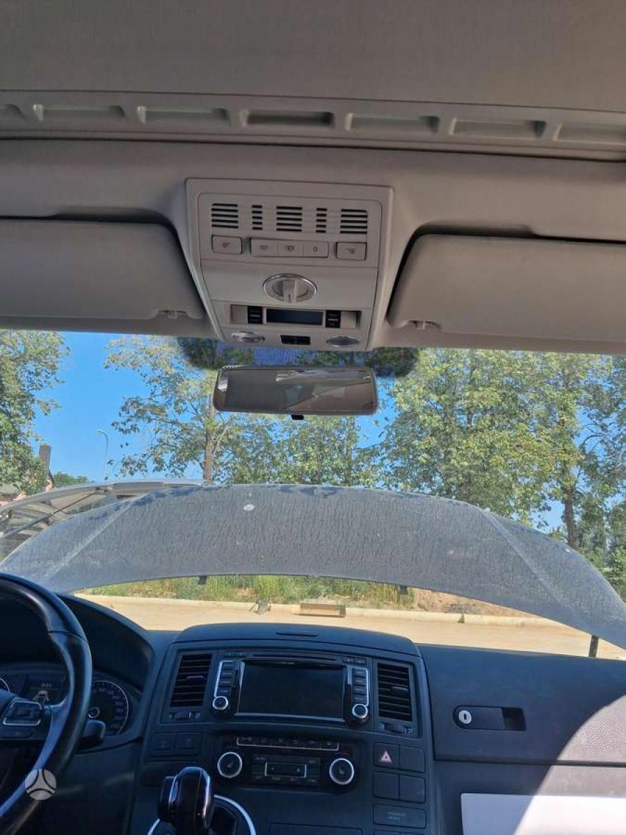 Melns Volkswagen Multivan 2013 Rokiškis, ar dzinēja tilpumu 2.00 L un nobraukumu 171 tūkst. km par 16600 €, foto 25 vietnē AUTOMOTO.COM.LV