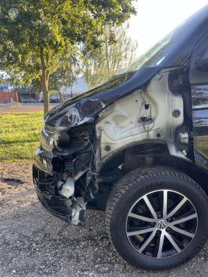 Melns Volkswagen Multivan 2013 Kauņa, ar dzinēja tilpumu 1.97 L un nobraukumu 186 tūkst. km par 13950 €, foto 3 vietnē AUTOMOTO.COM.LV