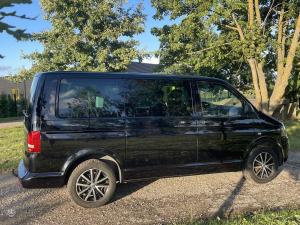 Melns Volkswagen Multivan 2013 Kauņa, ar dzinēja tilpumu 1.97 L un nobraukumu 186 tūkst. km par 13950 €, foto 11 vietnē AUTOMOTO.COM.LV