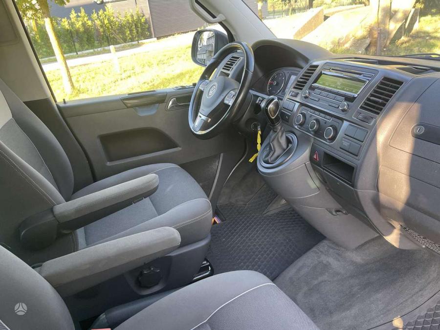 Melns Volkswagen Multivan 2013 Kauņa, ar dzinēja tilpumu 1.97 L un nobraukumu 186 tūkst. km par 13950 €, foto 16 vietnē AUTOMOTO.COM.LV