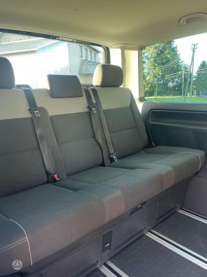Melns Volkswagen Multivan 2013 Kauņa, ar dzinēja tilpumu 1.97 L un nobraukumu 186 tūkst. km par 13950 €, foto 20 vietnē AUTOMOTO.COM.LV
