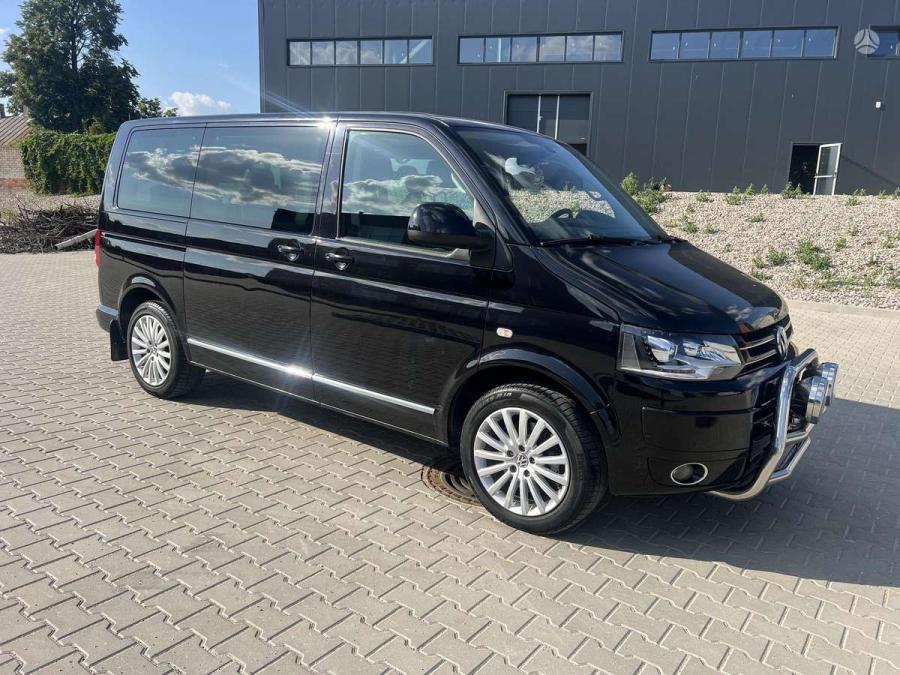 Melns Volkswagen Multivan 2014 Kauņa, ar dzinēja tilpumu 2.00 L un nobraukumu 289 tūkst. km par 11850 €, foto 10 vietnē AUTOMOTO.COM.LV