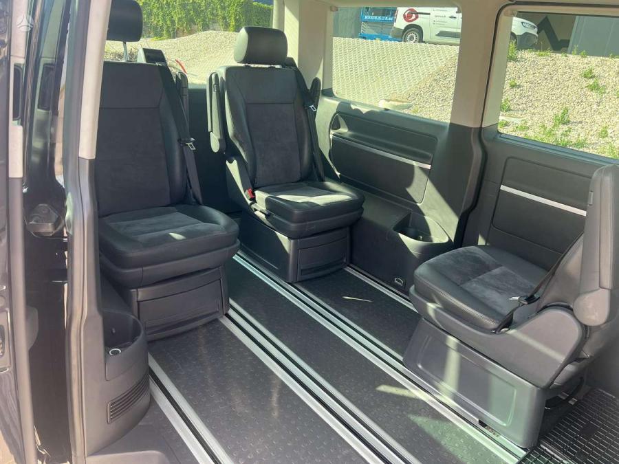 Melns Volkswagen Multivan 2014 Kauņa, ar dzinēja tilpumu 2.00 L un nobraukumu 289 tūkst. km par 11850 €, foto 19 vietnē AUTOMOTO.COM.LV