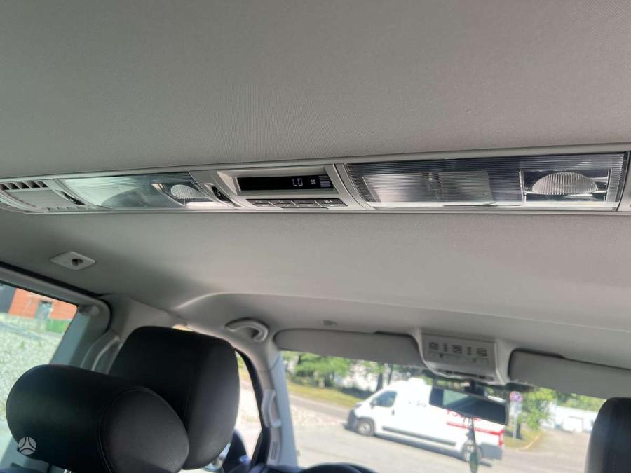 Melns Volkswagen Multivan 2014 Kauņa, ar dzinēja tilpumu 2.00 L un nobraukumu 289 tūkst. km par 11850 €, foto 20 vietnē AUTOMOTO.COM.LV
